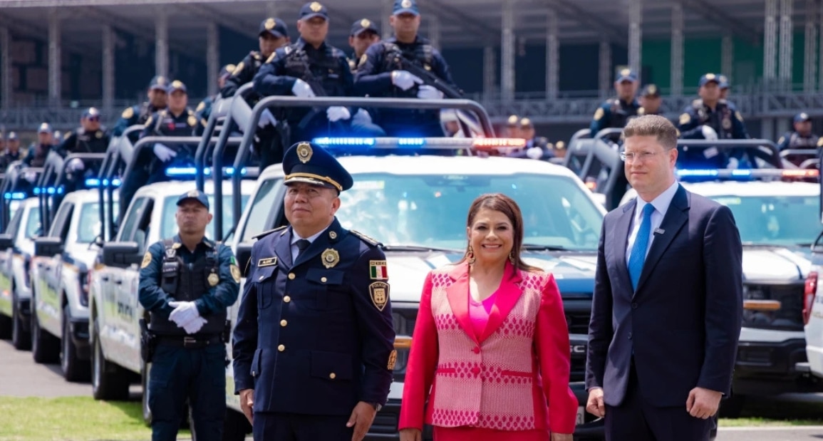CDMX strengthens security with 3,500 patrol vehicles and TETRA radios